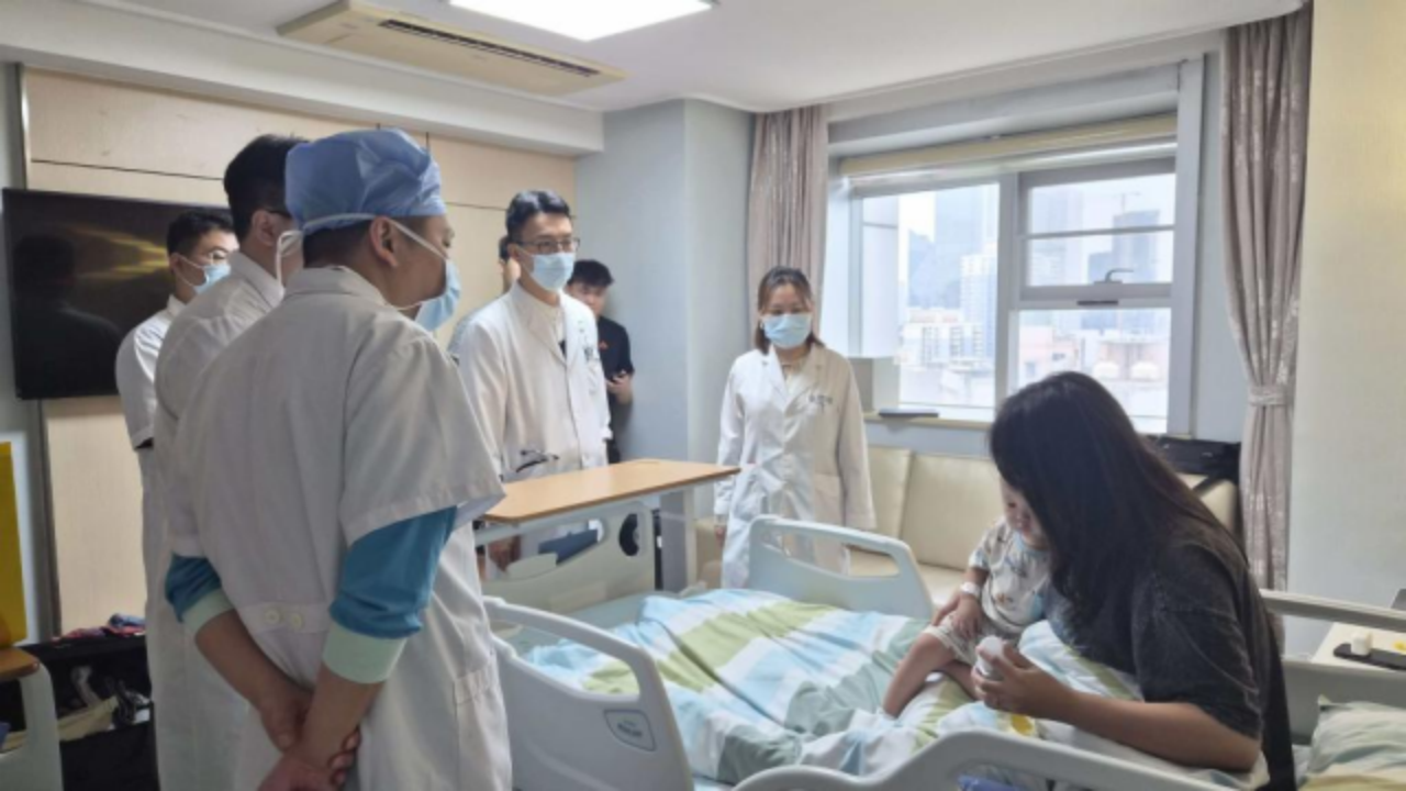 Indonesian toddler with heart defect recovers after minimally invasive ...